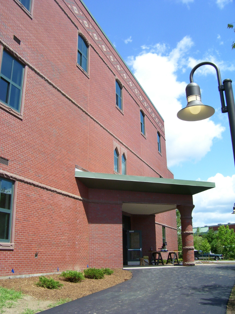 Pinkerton Academy Freshman Building - Spaulding Brick