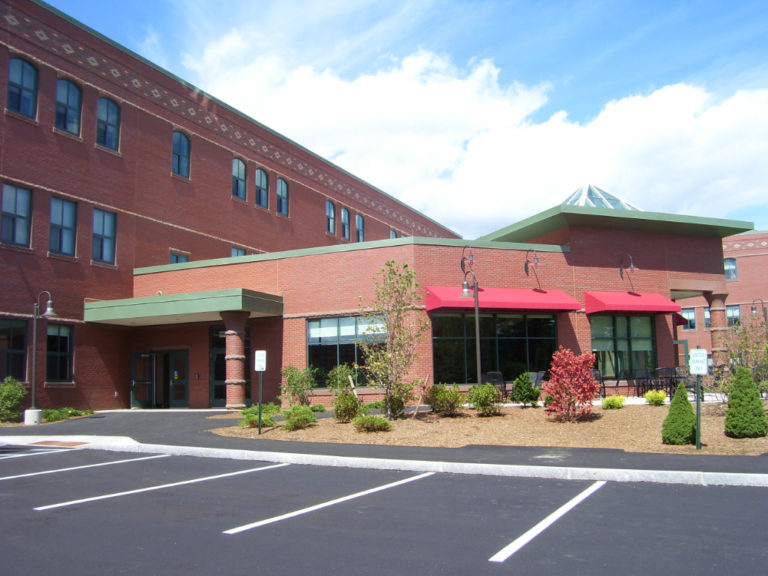 Pinkerton Academy Freshman Building - Spaulding Brick
